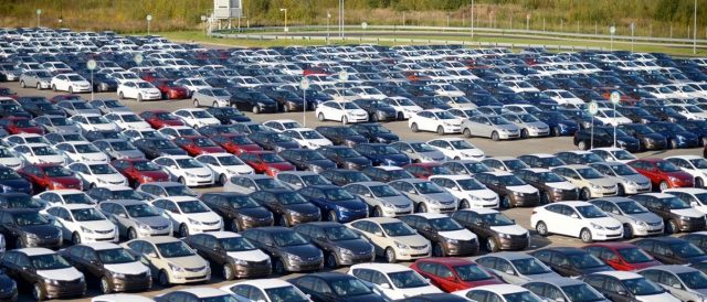 El parque de vehículos aumentó un 2,4% en 2017 y superó los 29 millones ...