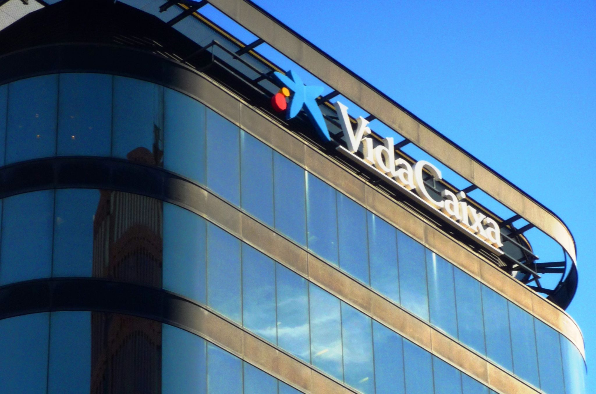 VidaCaixa gana 321,4 millones hasta junio, un 8,5% menos ...