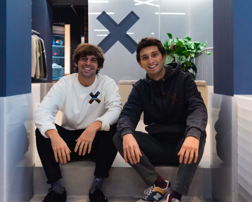 Nacho Rivera y Juan Fernández Estrada, Blue Banana ...