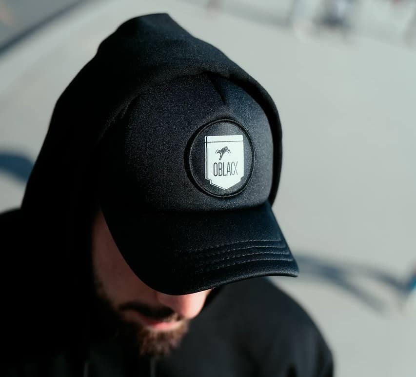 Ilia Topuria ficha por Oblack Caps | DiarioAbiertoDiarioAbierto